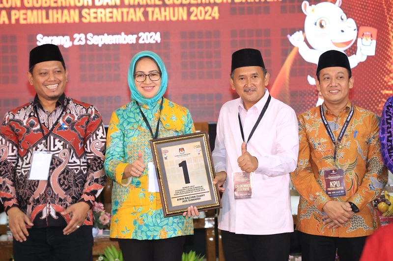 Cagub Airin Jadikan Batik Sebagai Identitas di Pilkada Banten